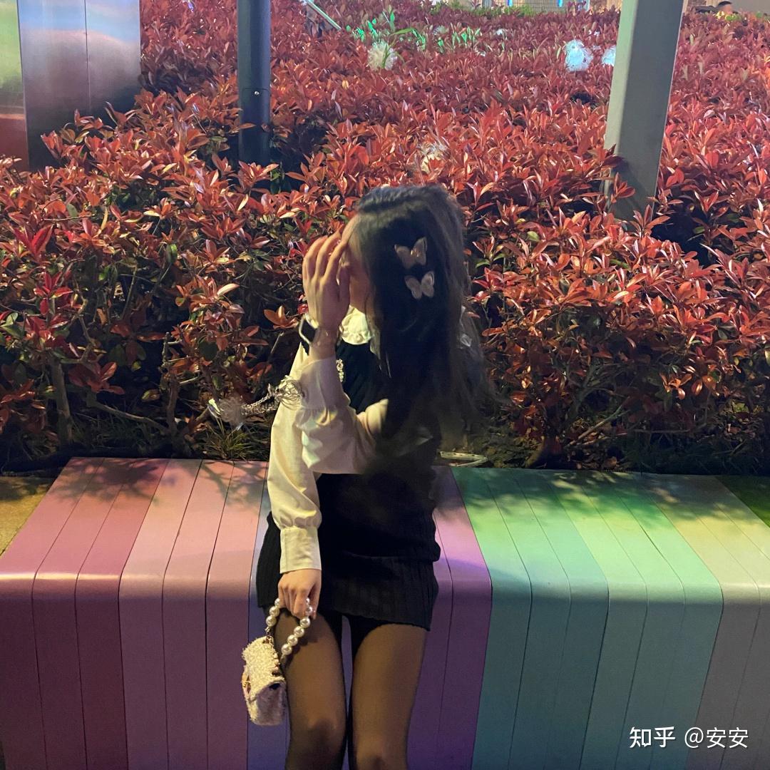 女孩子喜欢穿肉丝还是黑丝？ 知乎