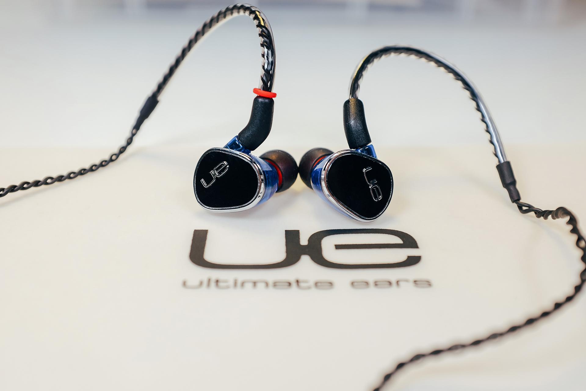 蓝黑魅影-UE 900S入耳耳机测评 外观篇 - 知乎