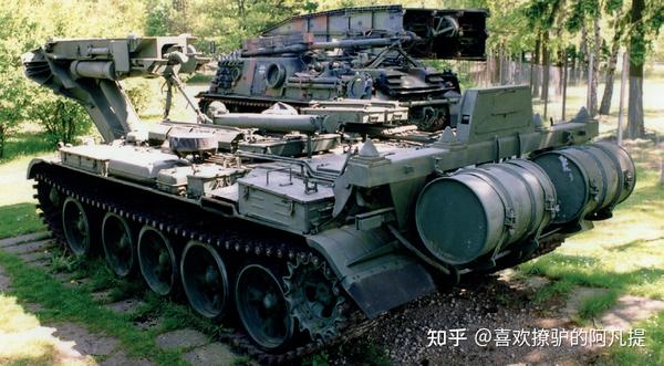 编号17：T-55主战坦克（第六部分）-衍生车型：装甲工程师车辆、工程清障车、扫雪车 - 知乎