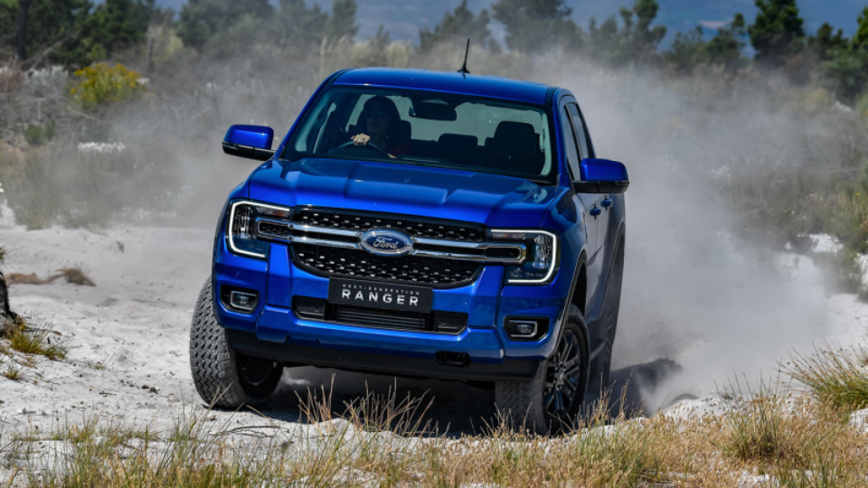 福特Ranger将国产，用2.0T卖价不到25万？但动力够用吗 - 知乎