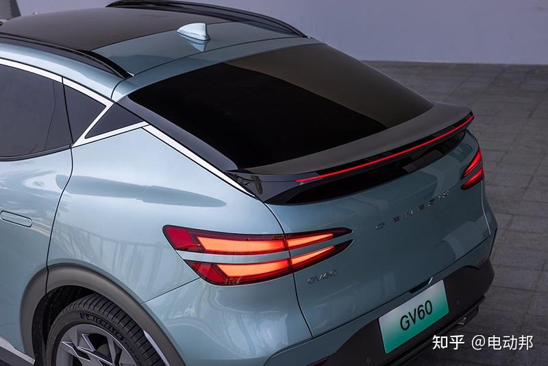 能“狂飙”和漂移！中型纯电SUV，捷尼赛思GV60起售28.58万 - 知乎