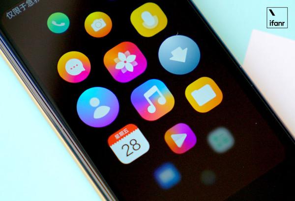 Palm 手机国行版图赏：像穿戴设备一样可被你一手掌控 - 知乎