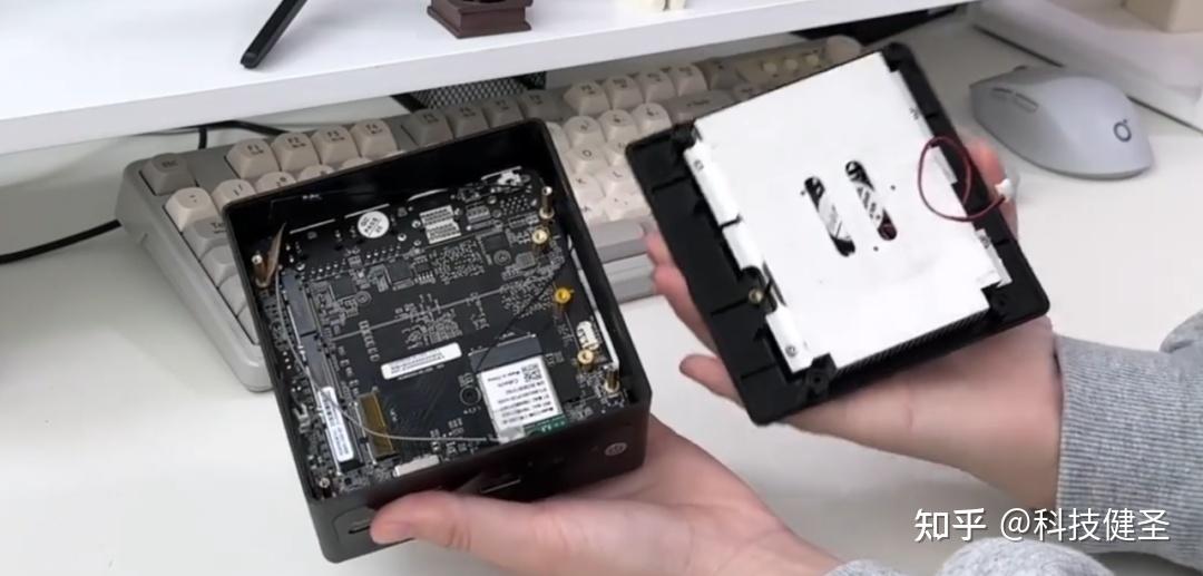 武装OCuLink 更有3个硬盘位！天钡GEM10迷你主机抢先解读 - 知乎