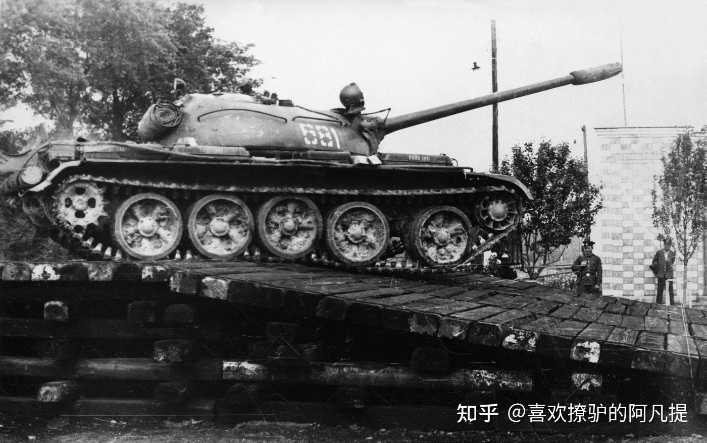 编号11：T-55主战坦克（第二部分）：坦克设计师列昂尼德·卡尔采夫及坦克内部细节 - 知乎