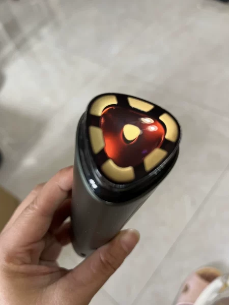 美容仪真的是智商税吗？如何入手合适的美容仪？优秀美容仪种草推荐！（GEMO金茉/Amiro Pro Max /CFCF M6-PLUS）