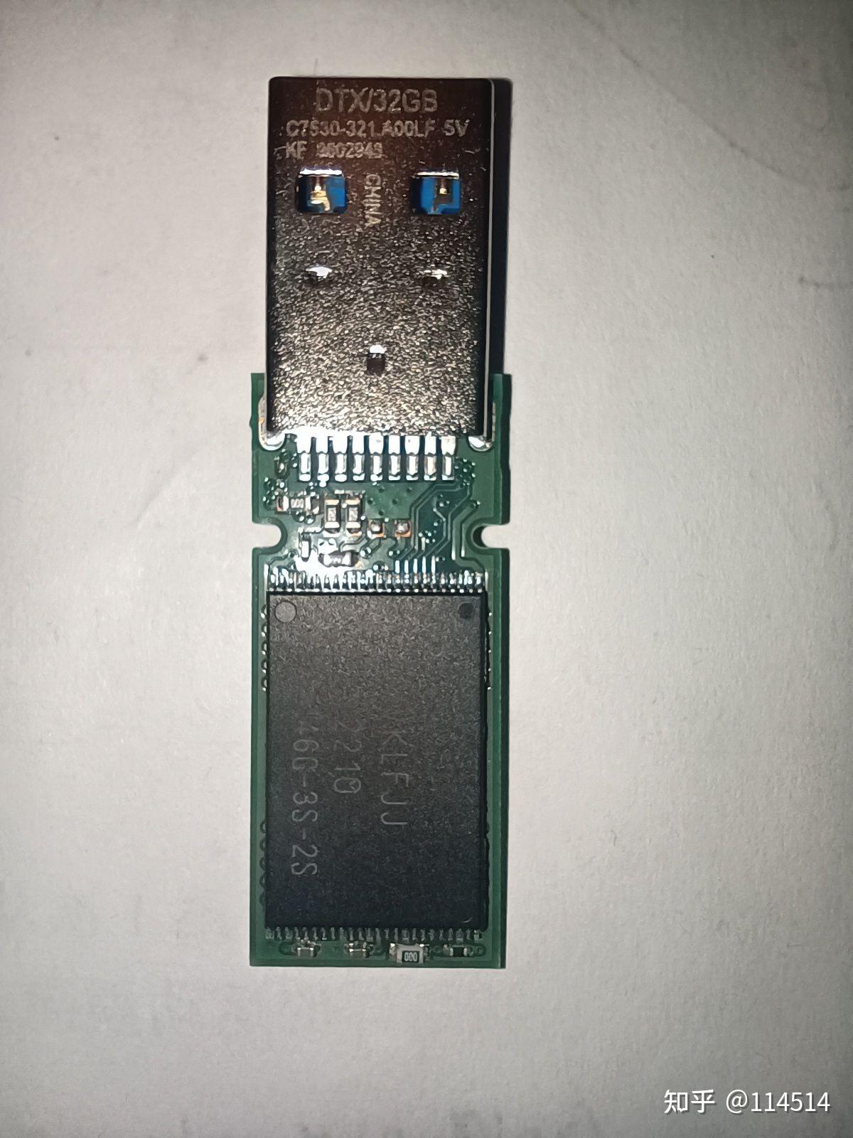 金士顿DTXU盘32G拆解 - 知乎