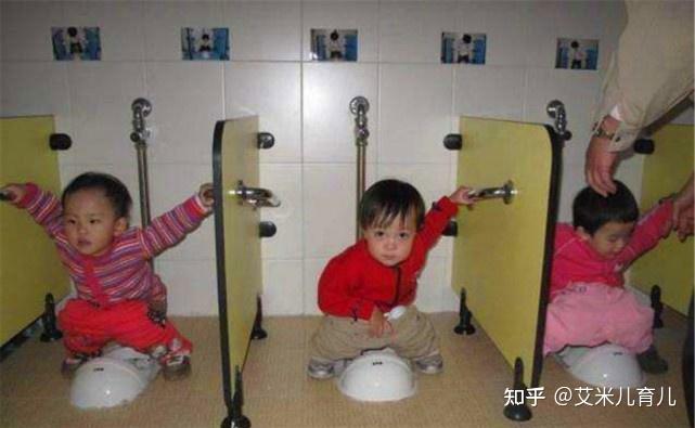 为什么幼儿园厕所不分男女,是共用的?有两点原因,家长要知道 知乎