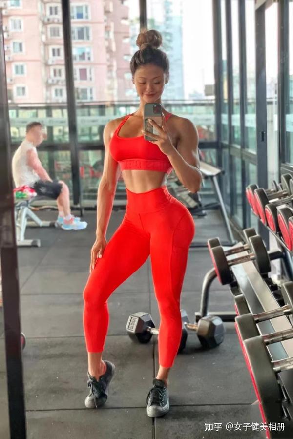 可爱芭比脸蛋，性感美臀天后，中国的IFBB比基尼运动员---帅丽Maggie - 知乎