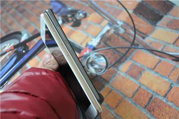 努比亚Z9max/mini评测（外观篇）：颜值加速提升 - 知乎