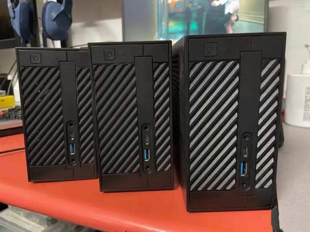 海鲜市场大量流deskmini H310,只要两张原生支持8-9代U，可以魔改BIOS上至强 - 知乎