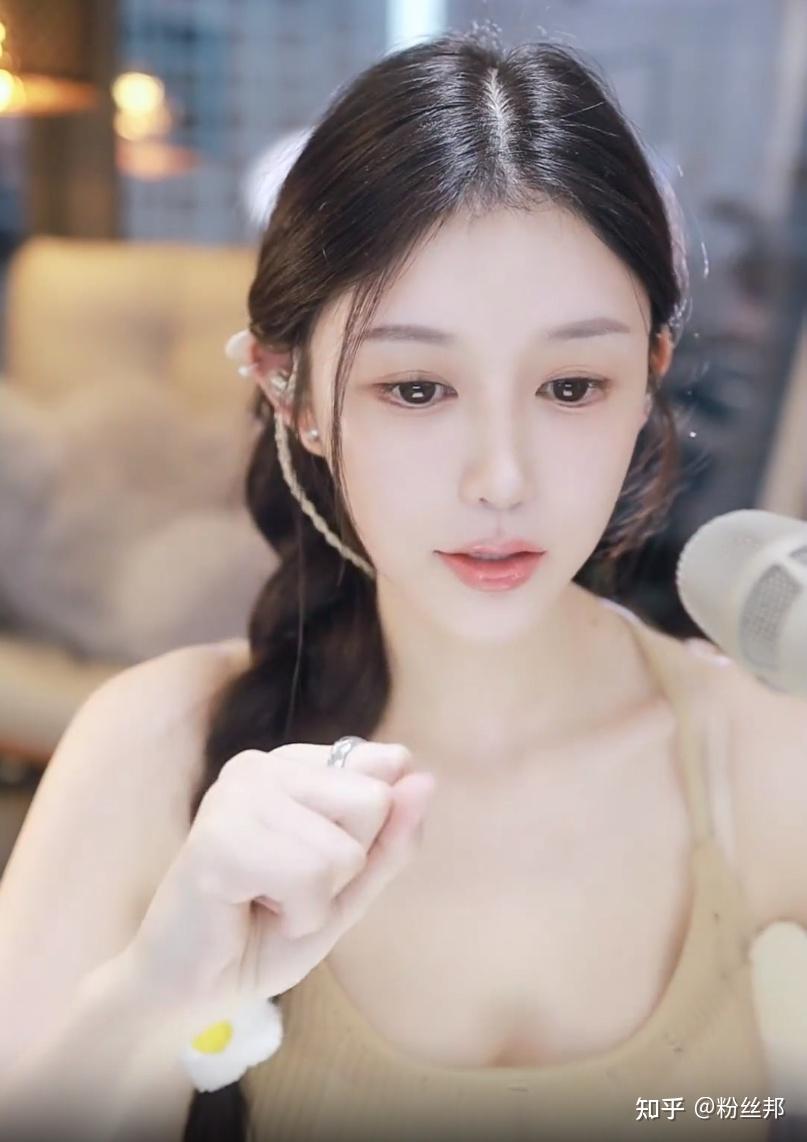 娱加睿廷正面硬刚，Zer锁定YY头条代言人？兰梦莎没把她放在眼里 - 知乎