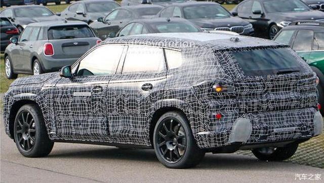 全新宝马X8渲染图曝光 将搭载4.4T V8发动机 - 知乎