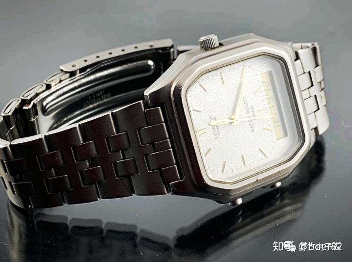 卡西欧早期的双显LINEAGE——全钛方块CASIO LIN154 - 知乎