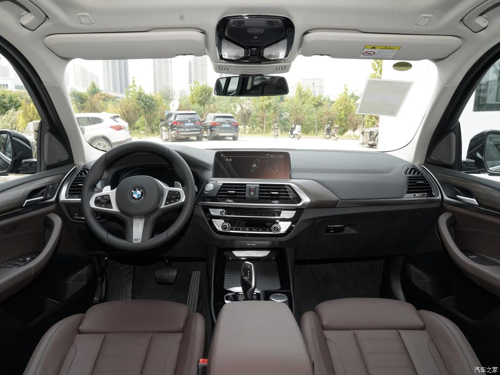 42万价位豪华中型SUV！Q5L/GLC/X3/XT5怎么选 - 知乎