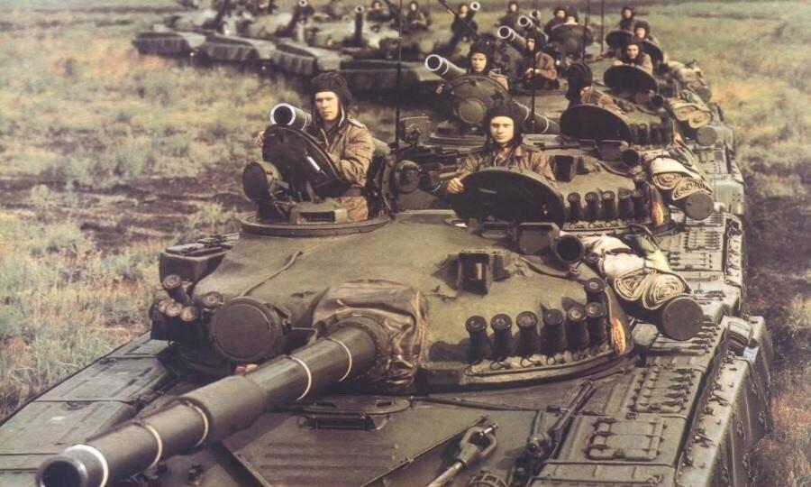 苏联最广泛使用的战后坦克型号之一T-72坦克及其改进型 - 知乎