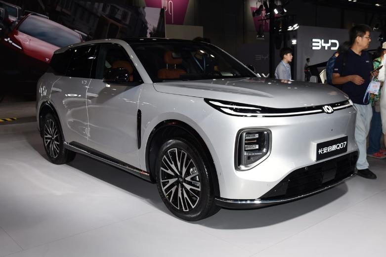 插混SUV硬碰硬，比亚迪宋L DM-i对比长安启源Q07 - 知乎