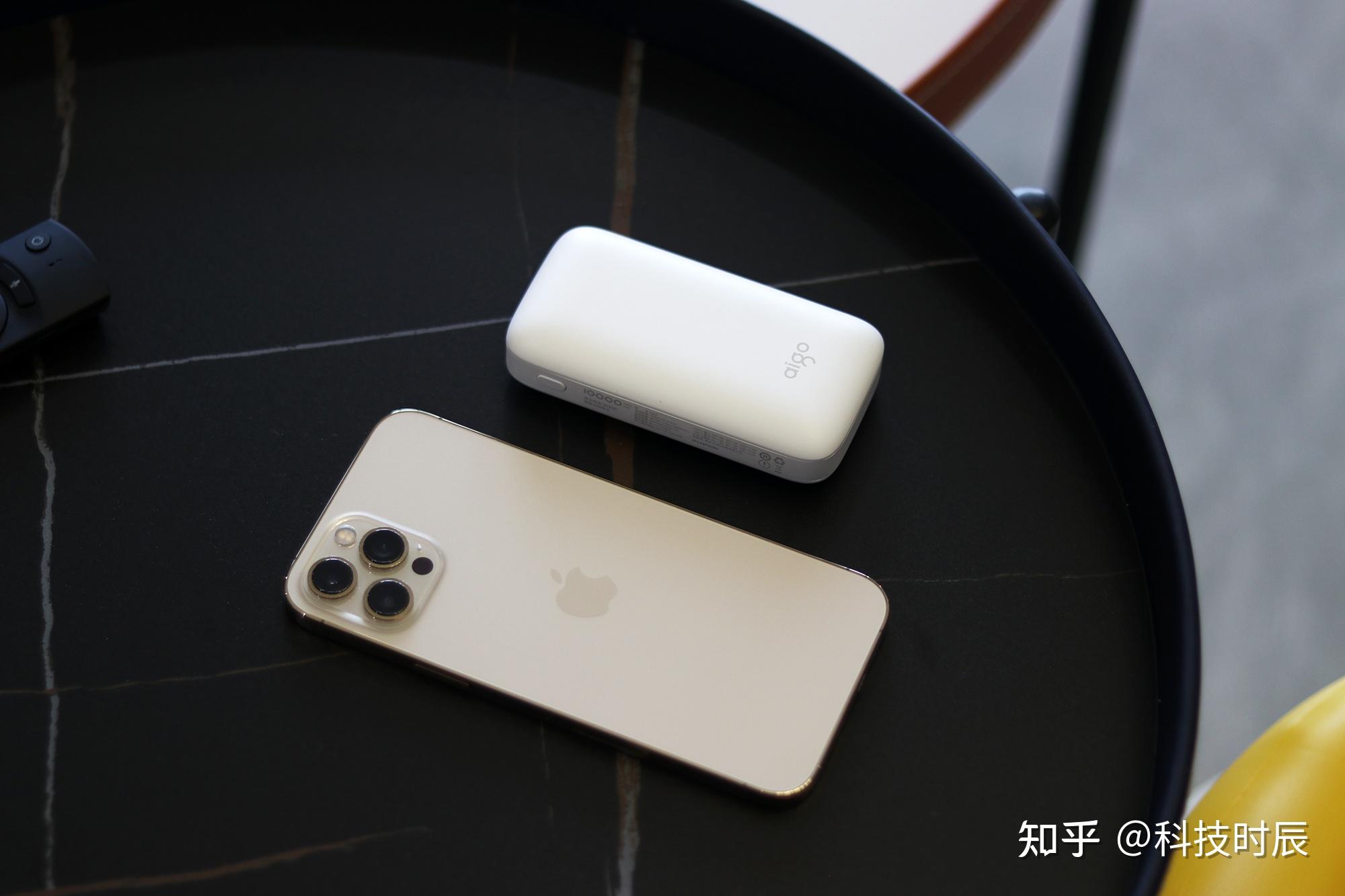 小巧如“肥皂”，爱国者充电宝aigo X10P：1万毫安给你安心 - 知乎