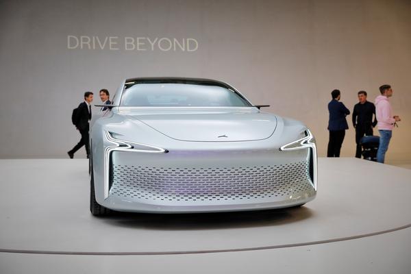 Hopium Machina Vision氢能源汽车亮相巴黎车展 - 知乎