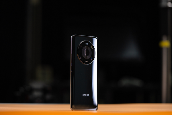 想买一台潜望式长焦新手机？选择屈指可数！ - 知乎