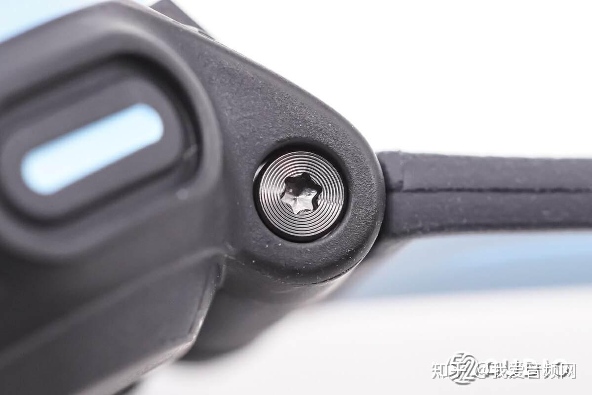 小天才电话手表Q2A拆解，1.3英寸高清彩色屏，200万像素摄像头 - 知乎