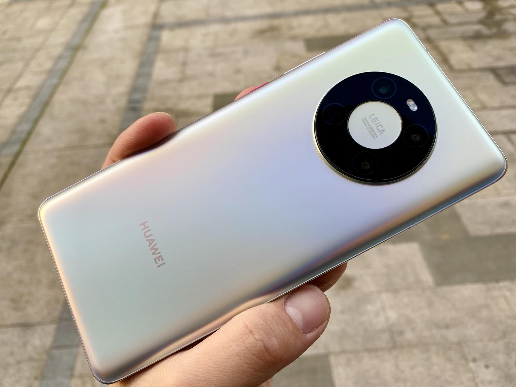 华为mate40e和p50哪个更值得买？