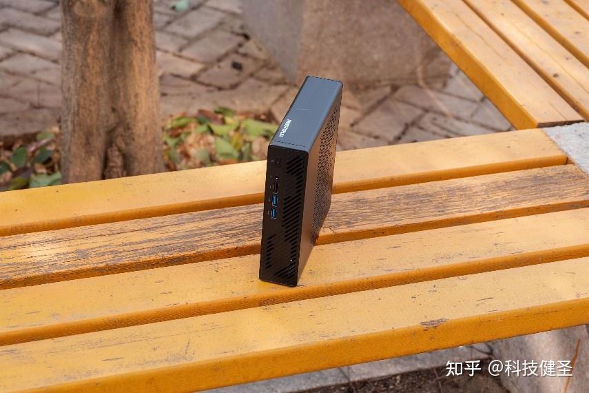 既能游戏又能AIO的家用小主机——铭凡MS-A1开箱体验 - 知乎