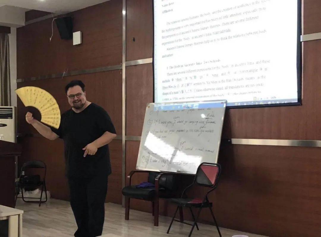 主编专访 | 对话Comparative Literature: East & West期刊主编曹顺庆教授 - 知乎