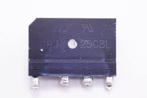 拆解报告：联想拯救者135W氮化镓快充充电器LA135 - 知乎