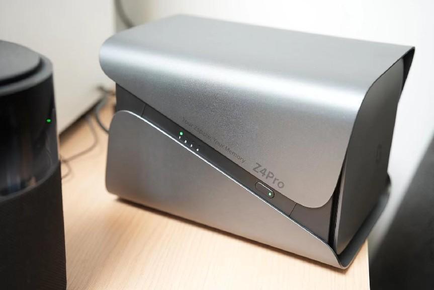 极空间Z4 Pro使用体验分享，到手即用的0门槛轻NAS推荐，分享一下NAS这款产品究竟给我带来了哪些便利？