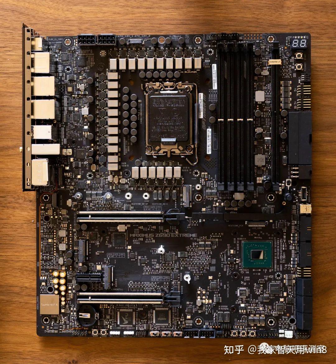 【八测】这不是主板，这已经是奢侈品了。华硕ROG MAXIMUS Z690 EXTREME评测 - 知乎