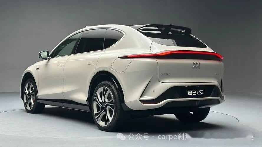 智己 LS7：100 万内的公路驾驶 “王者”，远超宝马X5和问界M9的驾驶乐趣，却没大卖，该怪谁？ - 知乎