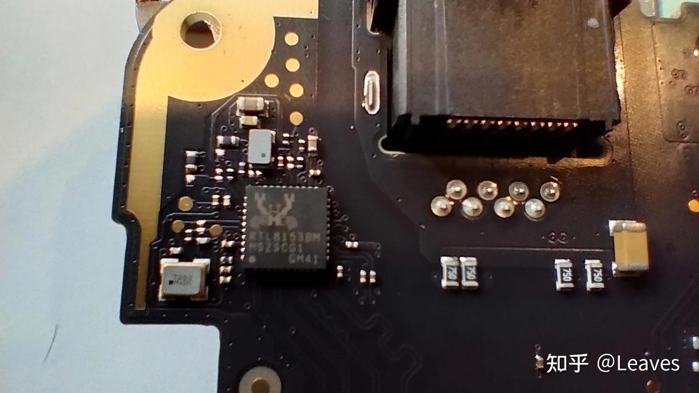 【Teardown/搬运】 小螃蟹交出的 USB 4 答卷？ Surface USB4 Dock for Business - 知乎