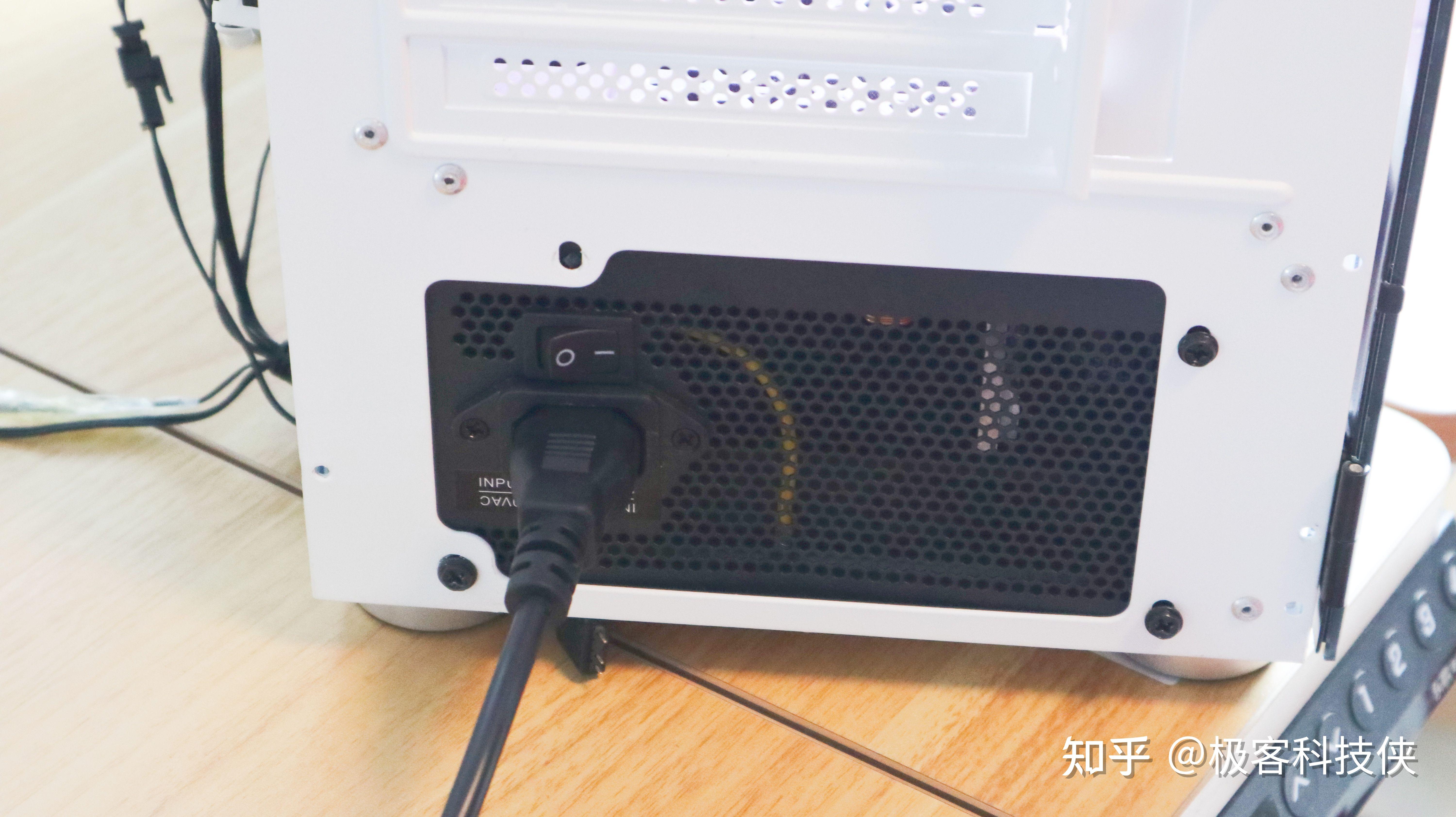 装机电源怎么选，超频三七防芯 GI-K750金牌电源值得入手 - 知乎