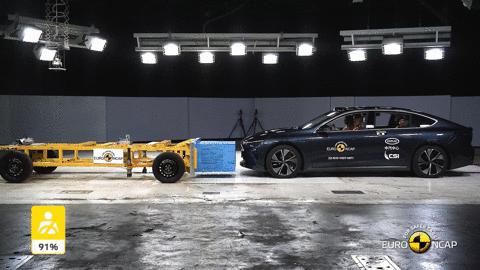 E-NCAP 这一撞，让我们「看清」了 ET7 的真面目 - 知乎