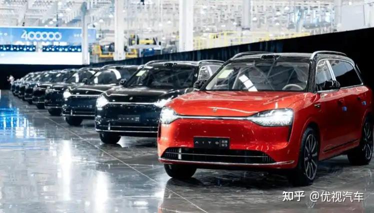 国产大型SUV市场现“一超多强”！问界M9独一档，L9、N9能赶超？ - 知乎