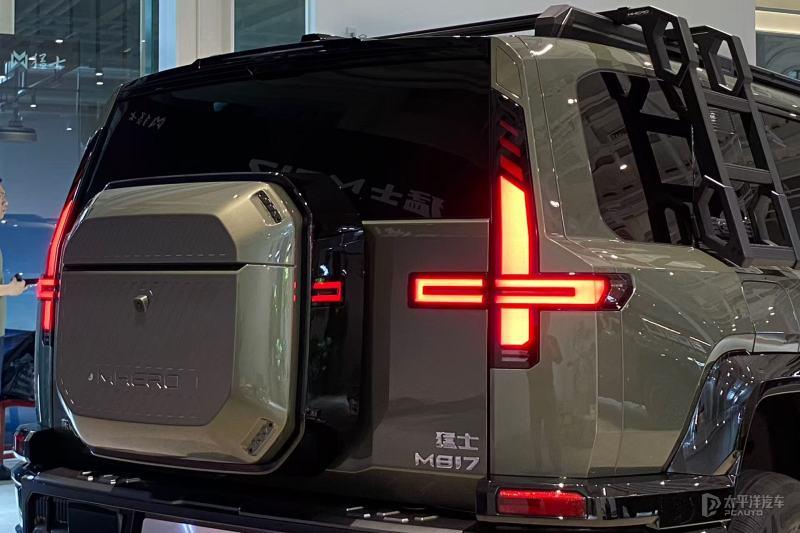 东风猛士 M817首秀！天元架构+华为ADS4.0，家用越野通吃？ - 知乎
