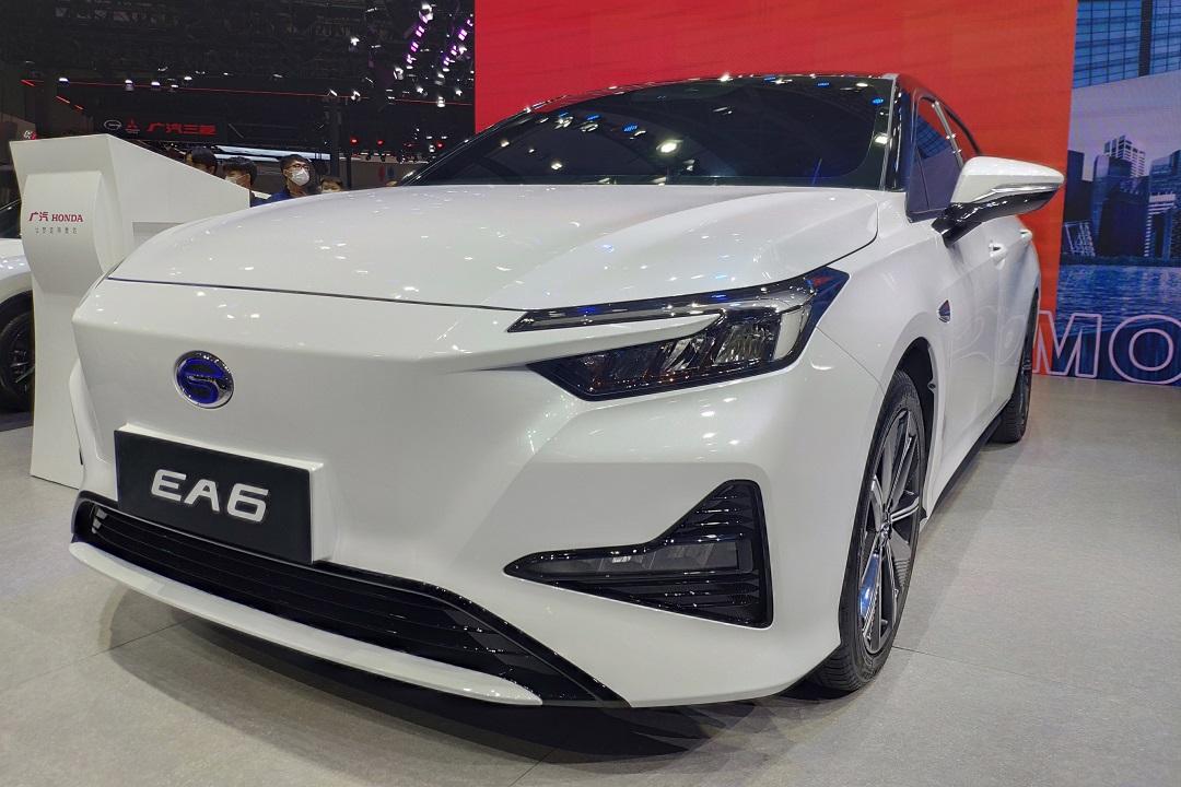2020广州车展丨将于2021年一季度上市 广汽本田EA6亮相 - 知乎