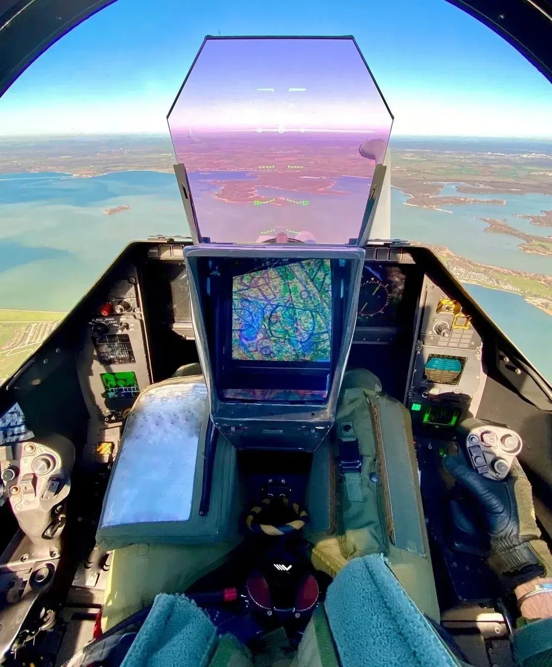 战机座舱一瞥（A) - 知乎