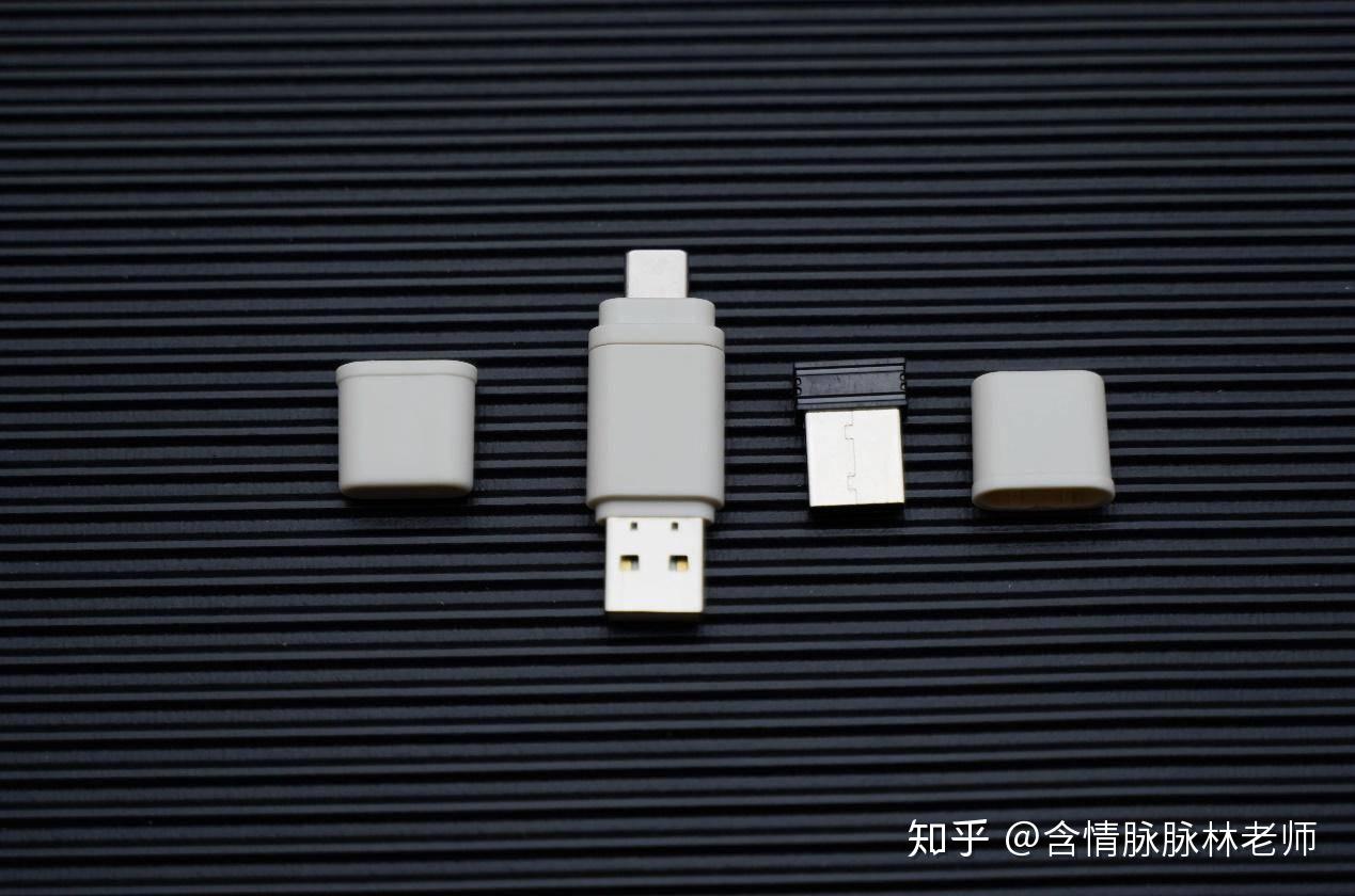 致敬经典，Akko 3018 9009无线双模键盘体验 - 知乎