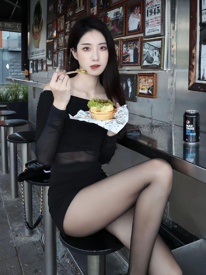 黑丝+黑色包臀裙丨170cm 53kg服饰搭配 - 知乎