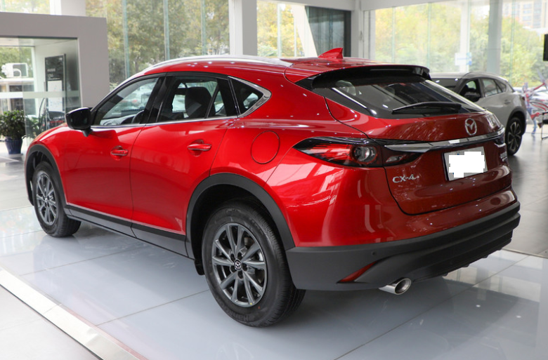 不足14万的马自达CX-4，起步就是2.0L，全系共8款车型 - 知乎