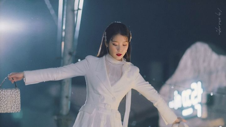 IU电脑壁纸收藏版 - 知乎