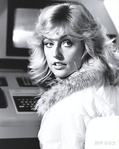 Female 瑞典 玛丽·斯塔文（Mary Stävin） - 知乎