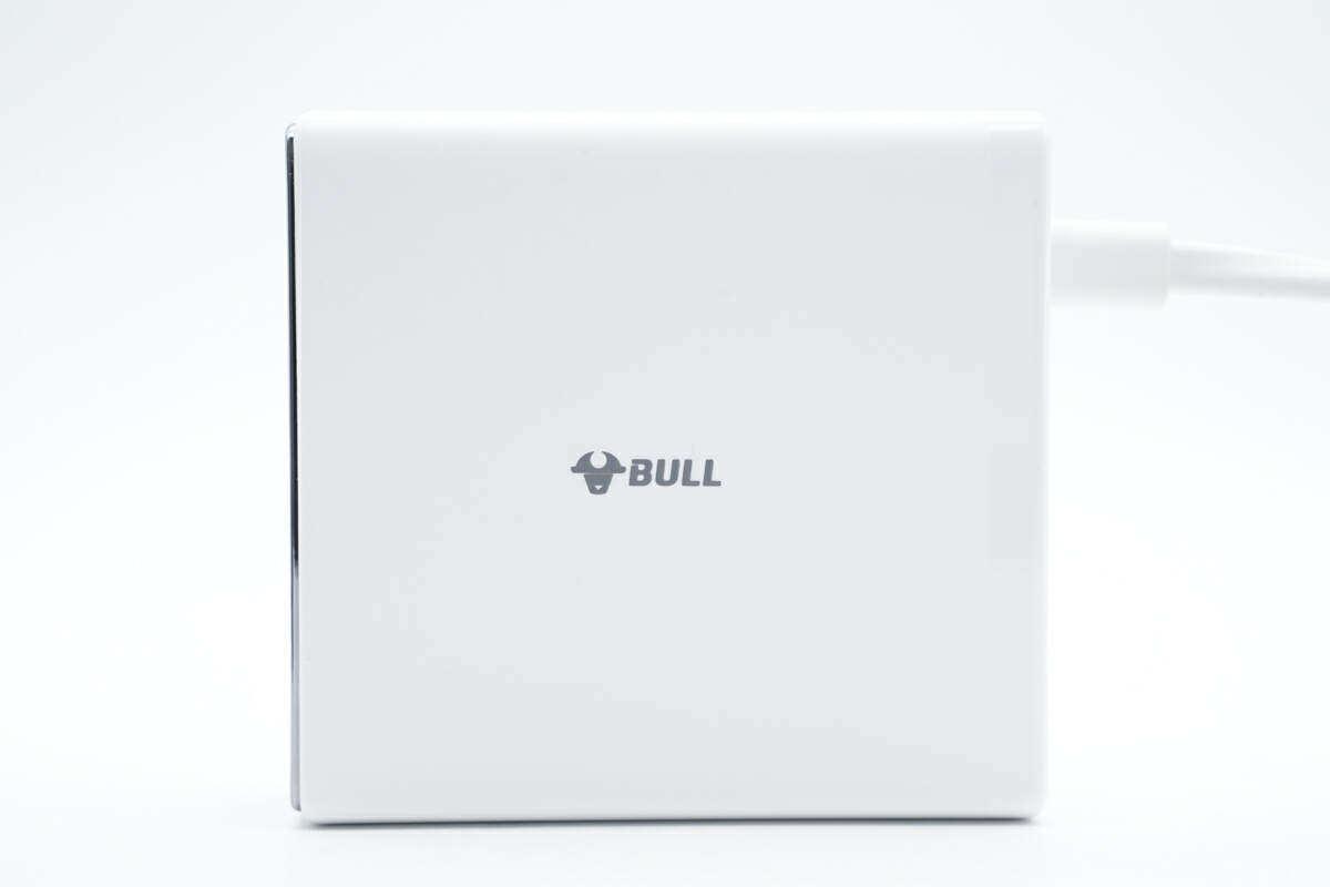 拆解报告：BULL公牛240W 3C1A氮化镓桌面充电器GNV-A12404 - 知乎