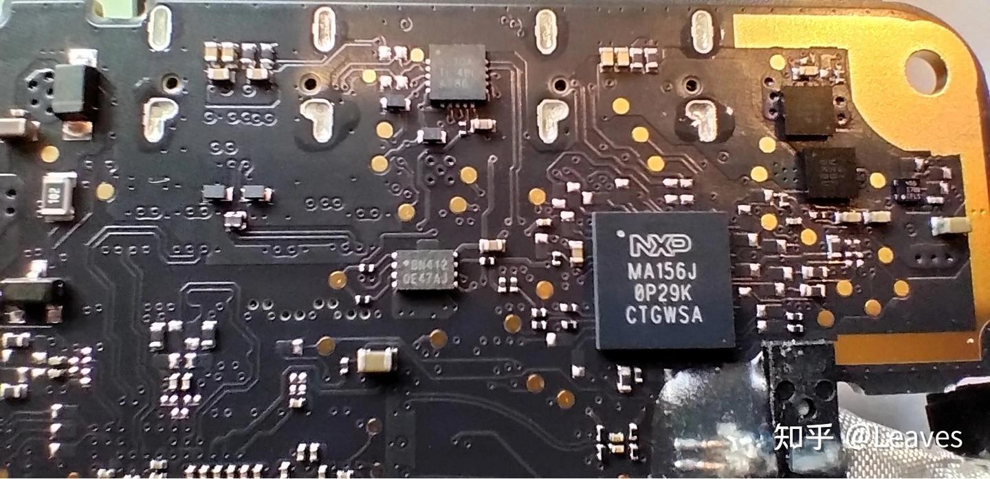 【Teardown/搬运】 小螃蟹交出的 USB 4 答卷？ Surface USB4 Dock for Business - 知乎