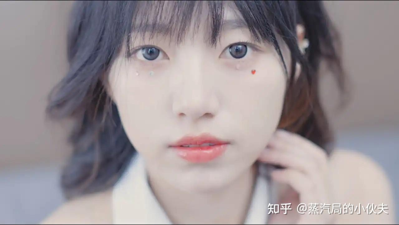 彦祖，又来学穿搭摄影了！8K全景132G的《哎呦！美女》值得买吗？ - 知乎