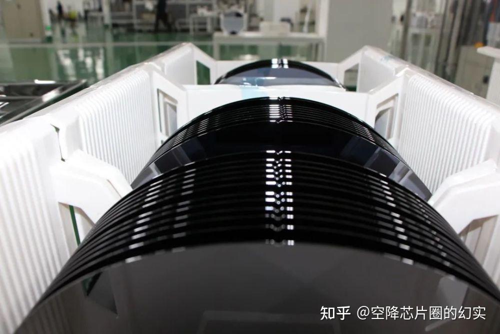 沪硅产业旗下新昇半导体谈大硅片头部企业国产化布局 - 知乎