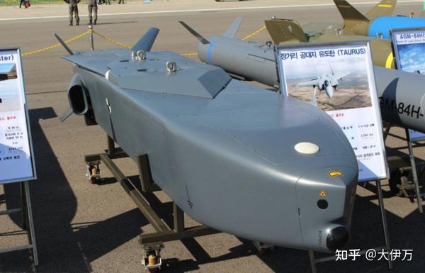 快乐又来了！歼轰-7A2携带中国版JASSM首次亮相，这款导弹为何令人如此振奋？ - 知乎