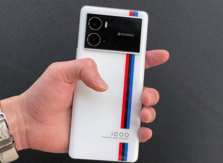 非电竞类手机iQOO9拿下安兔兔如此高的分数 - 知乎