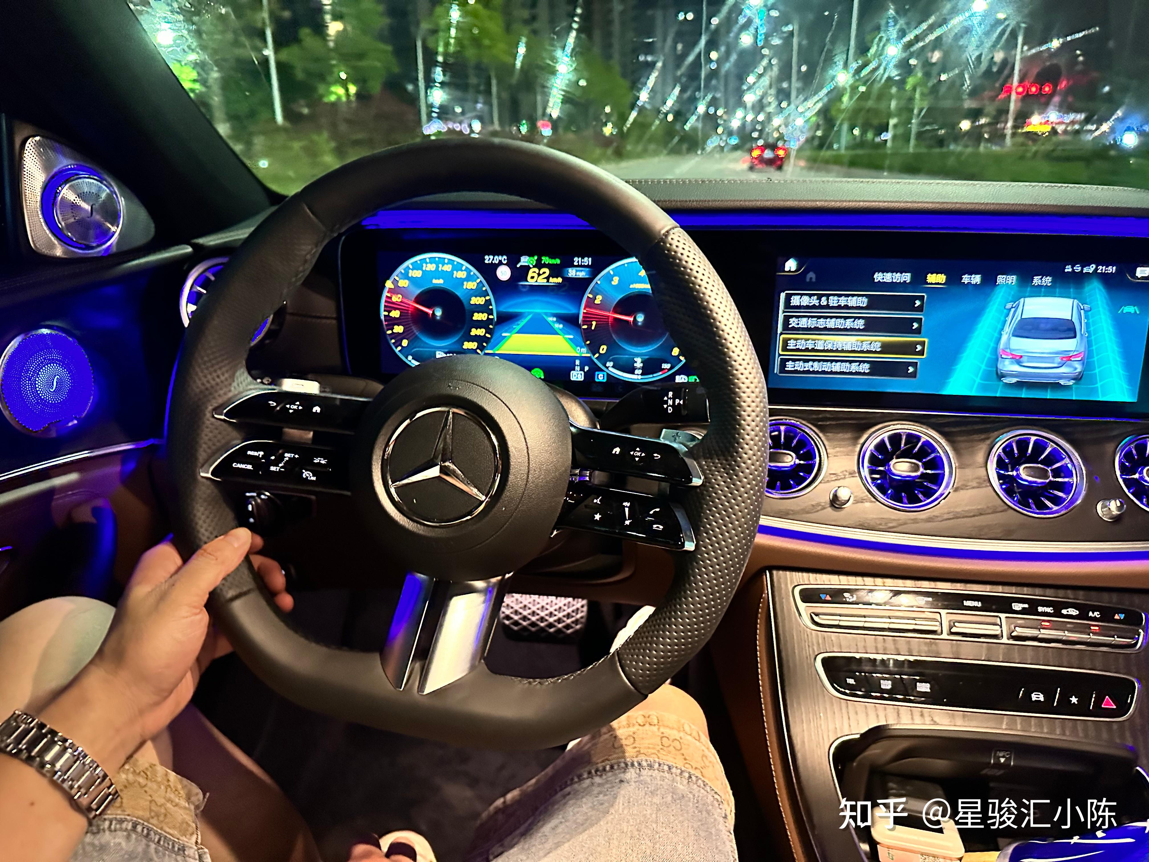 2023新款奔驰E300L安装23P智能安全辅助驾驶系统，开车出行更加省心 - 知乎